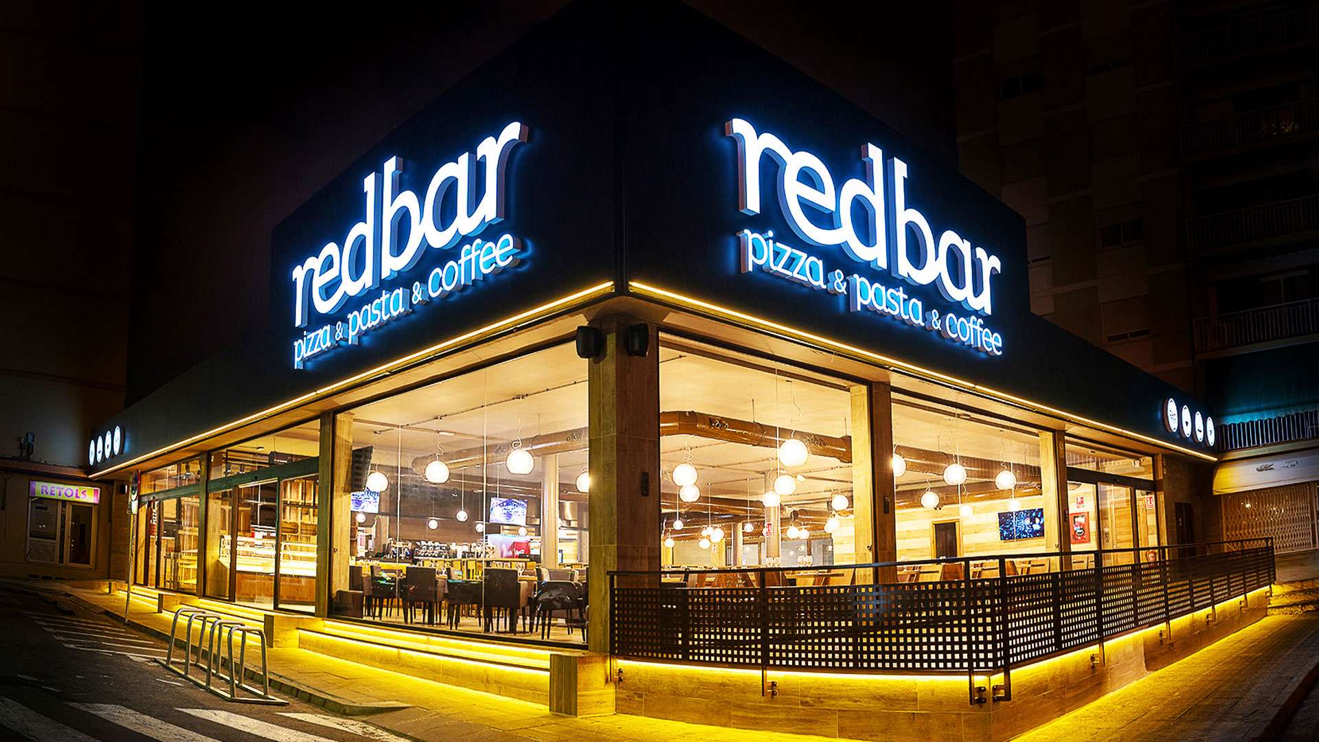 redbar - Una experiencia completa en un solo lugar.